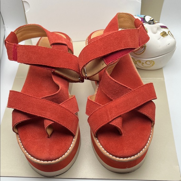 bill blass | Shoes | Bill Blass Vibrant Red Suede Radley Platform ...